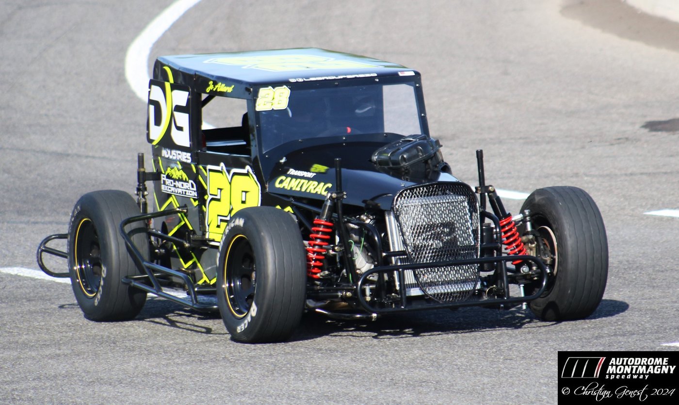 Jonathan Allard #28