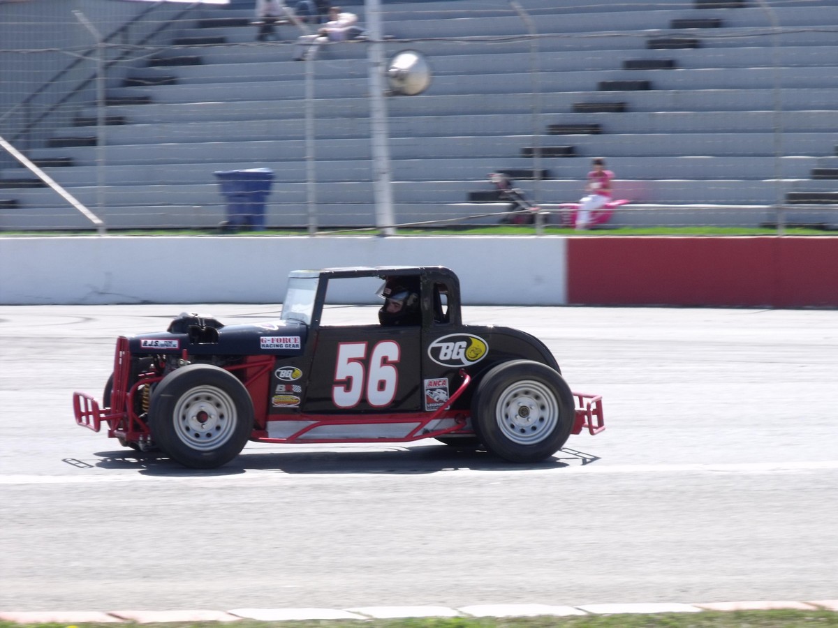 Patrick Thibault #56, 37