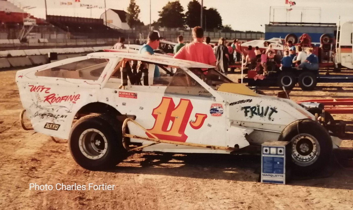 Jerry Pennock #11J